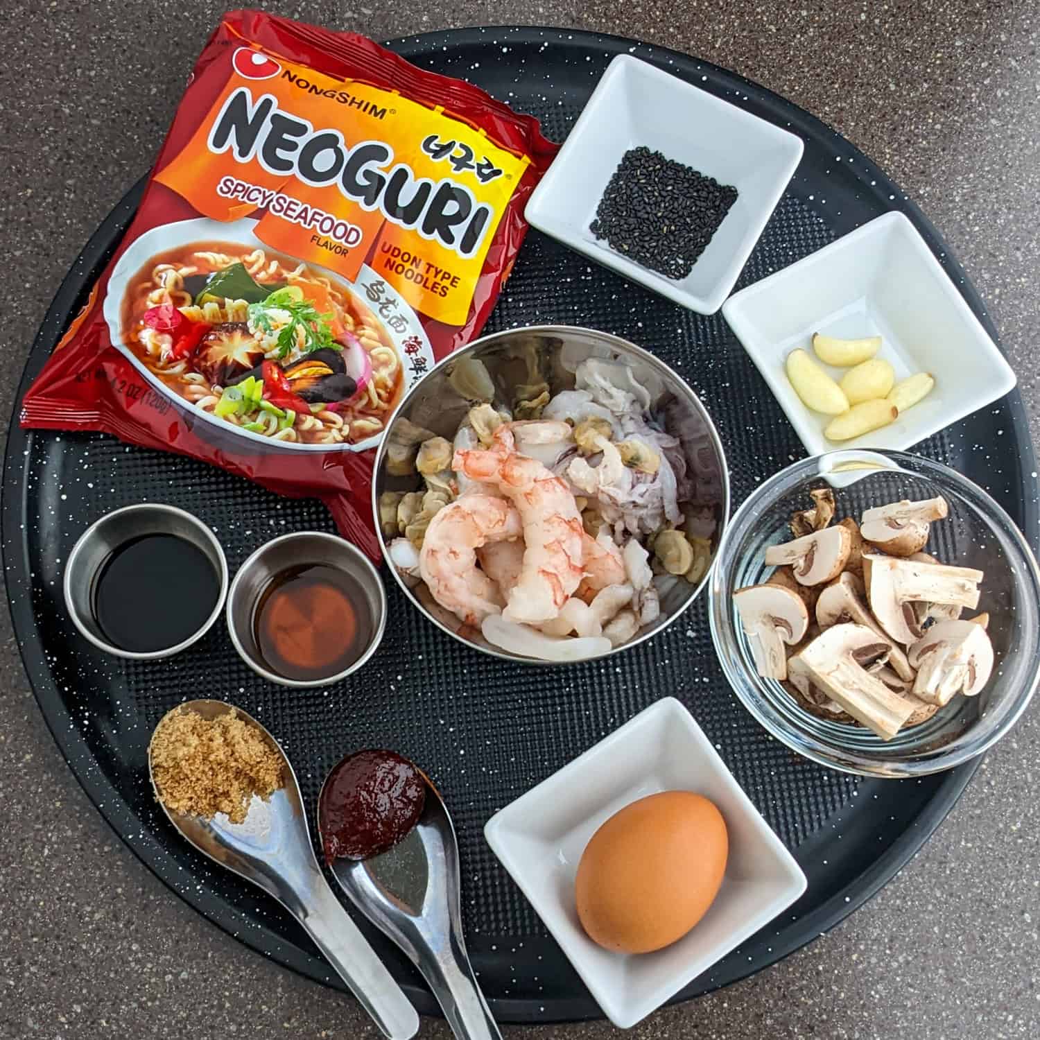 Sweet and Spicy Seafood Neoguri - Just Maika Cooking