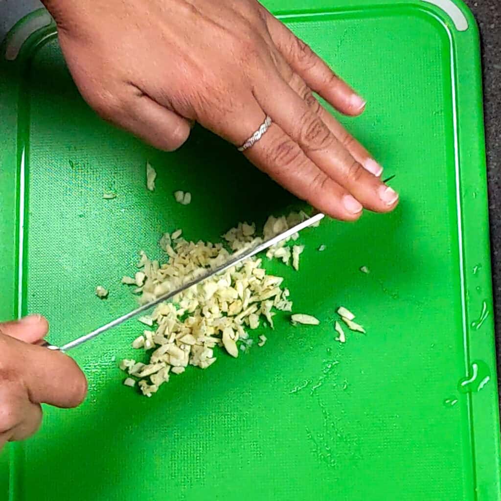 How to Use Garlic in Cooking: Easy Tips for Beginners - Just Maika Cooking