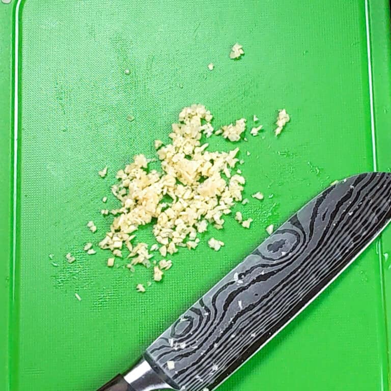 How to Use Garlic in Cooking: Easy Tips for Beginners - Just Maika Cooking