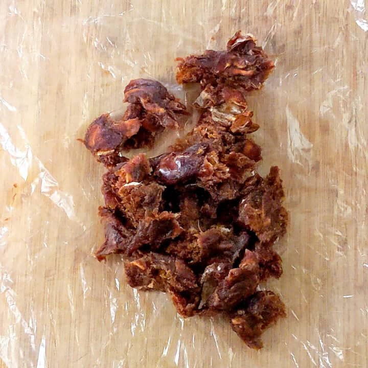 How to Make Homemade Tamarind Paste - Just Maika Cooking