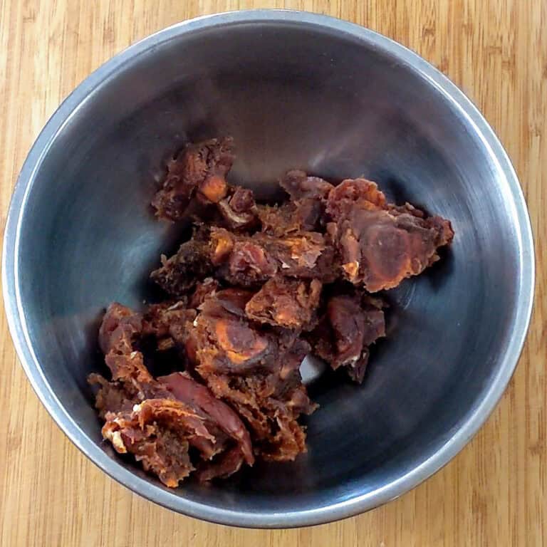 How to Make Homemade Tamarind Paste - Just Maika Cooking