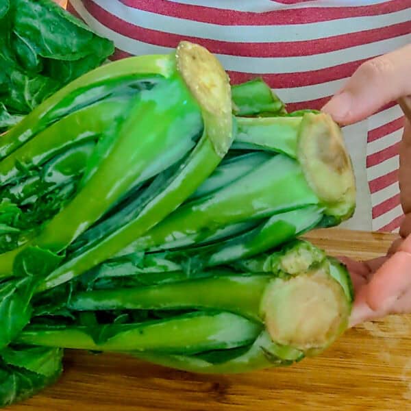 How to Trim and Slice Collard Greens (Step-by-Step Guide) - Just Maika ...
