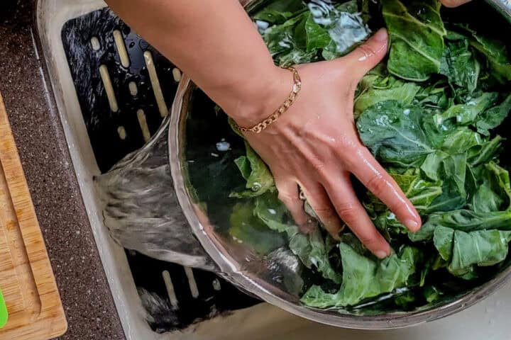 How to Clean Collard Greens | Step-by-Step - Just Maika Cooking