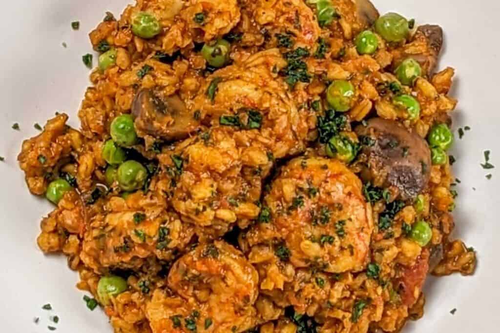 Spicy Shrimp Farro Risotto with Mushrooms and Peas - Just Maika Cooking